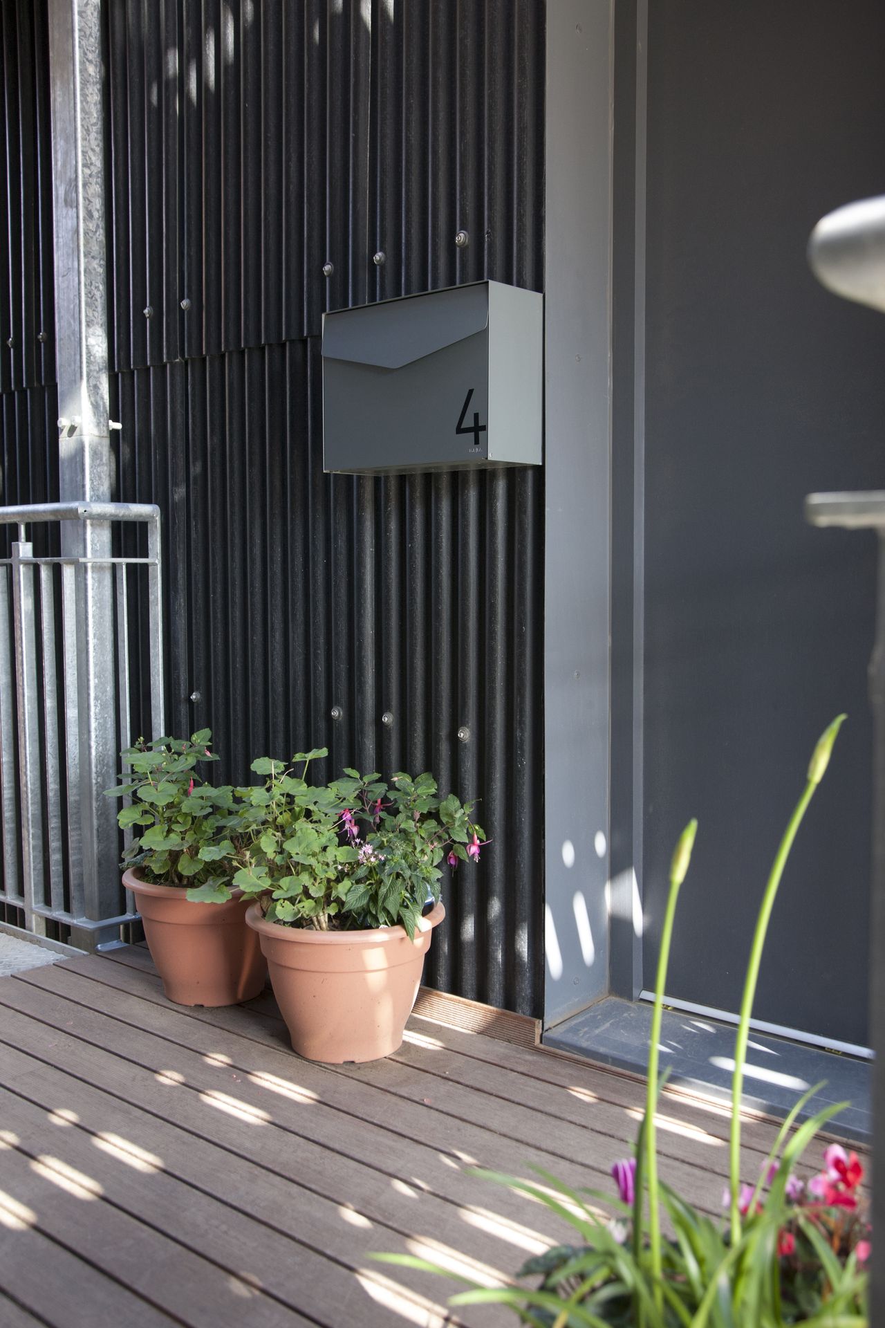 Mailboxes & Parcel Boxes for Home | SLB