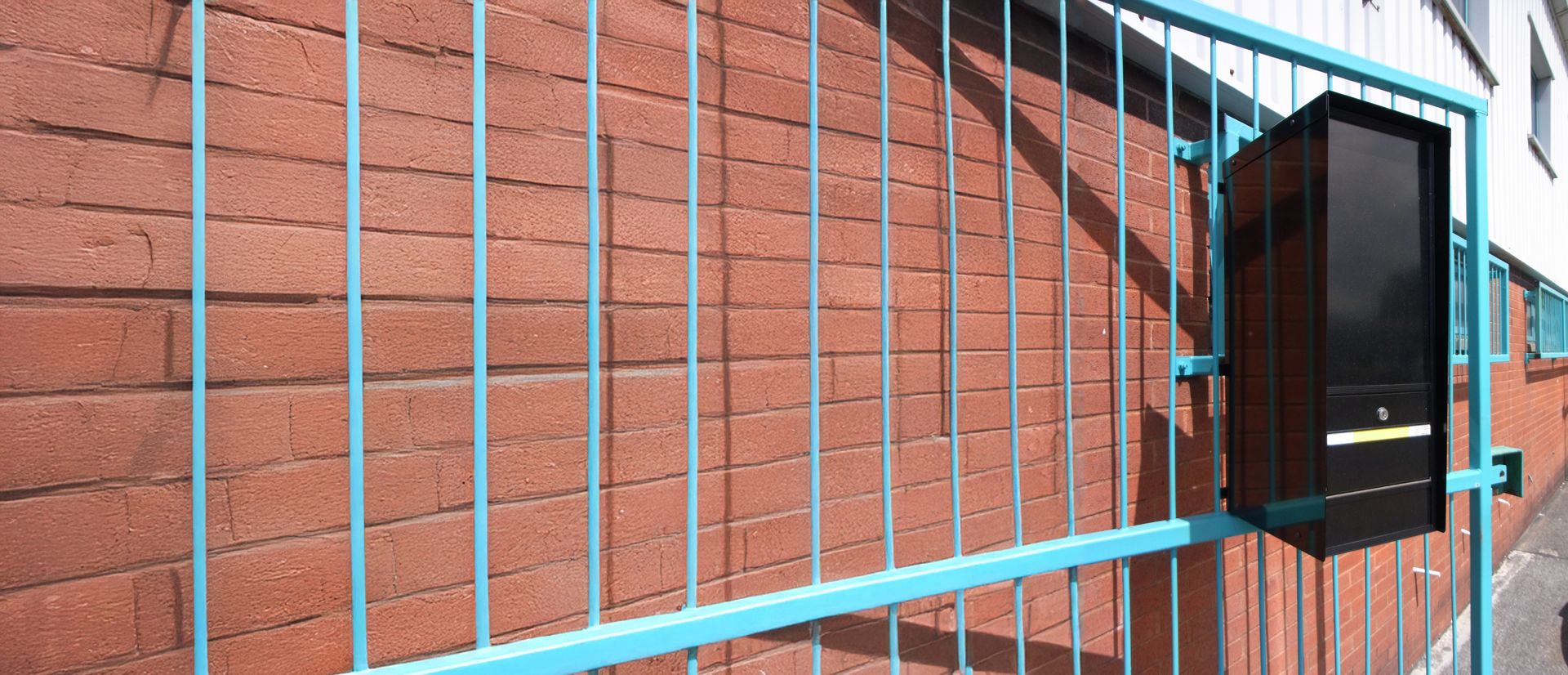 Mailboxes & Parcel Boxes for Home | SLB