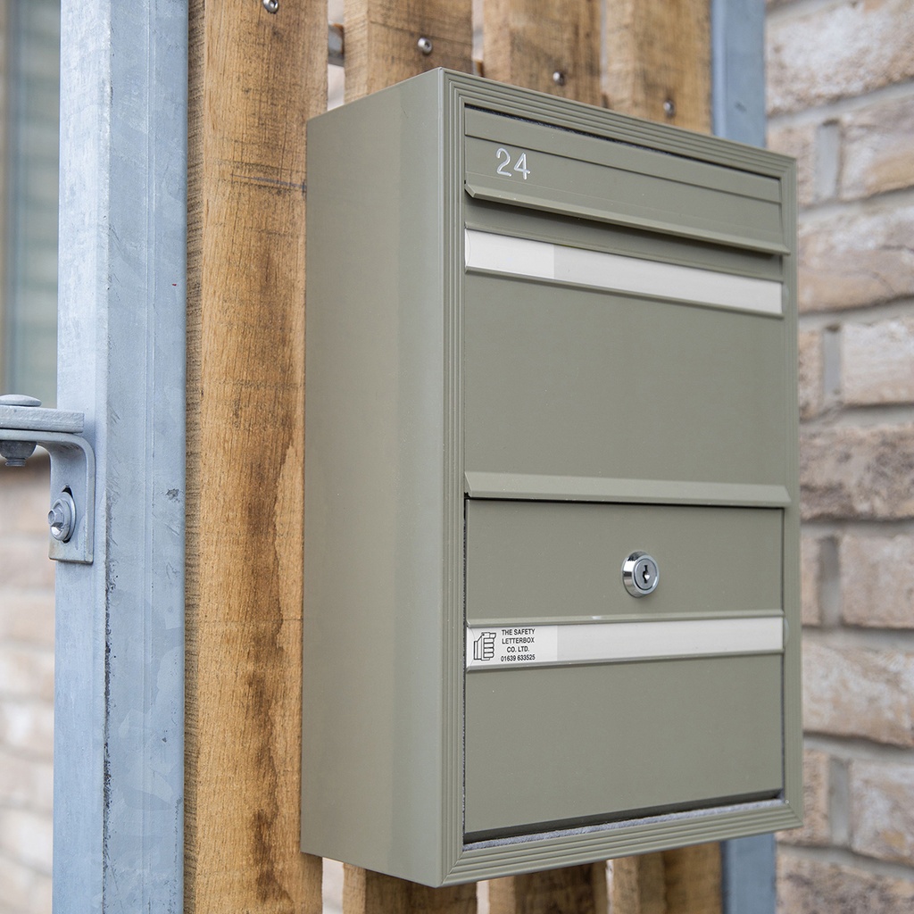 SLB COM 1 Post Box | Homeowner